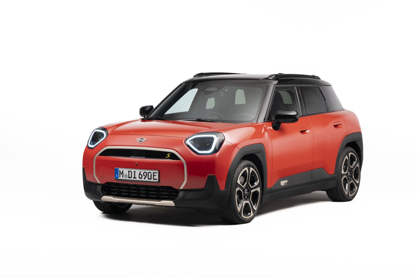 Nuova Mini Aceman: inedita crossover piccola ed elettrica - Newstreet